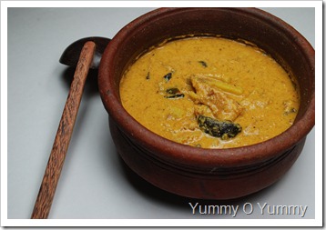Unakka Meen - Kaya Curry / Dried Fish - Plantain Curry | Yummy O Yummy